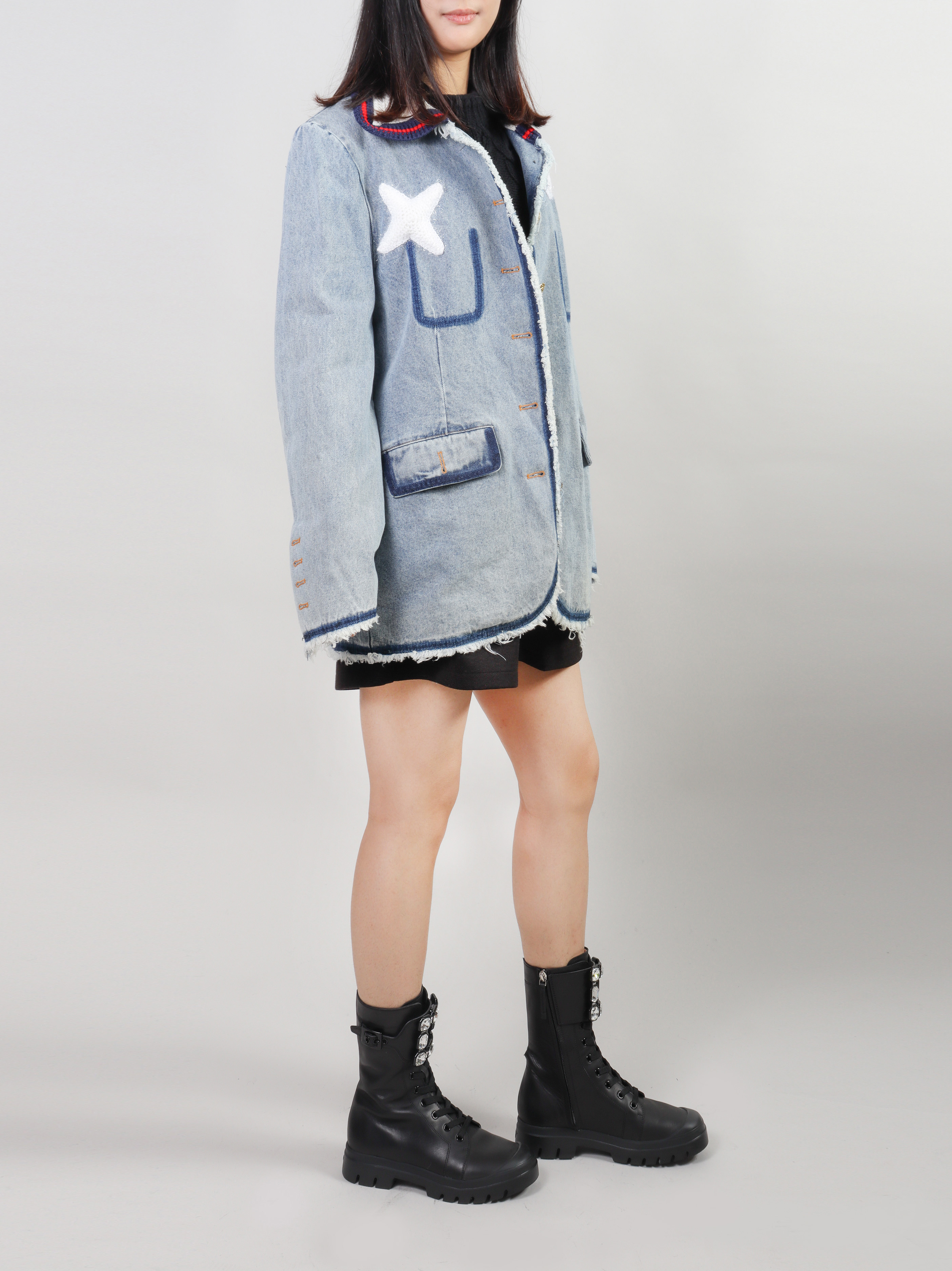 99 BOUTIQUE灰藍色星星牛仔外套*｜HAMA BOUTIQUE 亞瑪精品